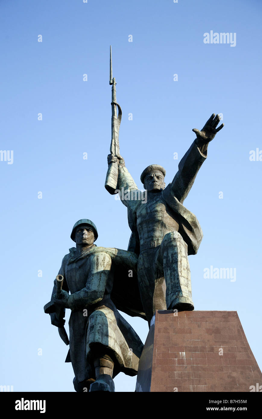 World war ii monument hi-res stock photography and images - Alamy