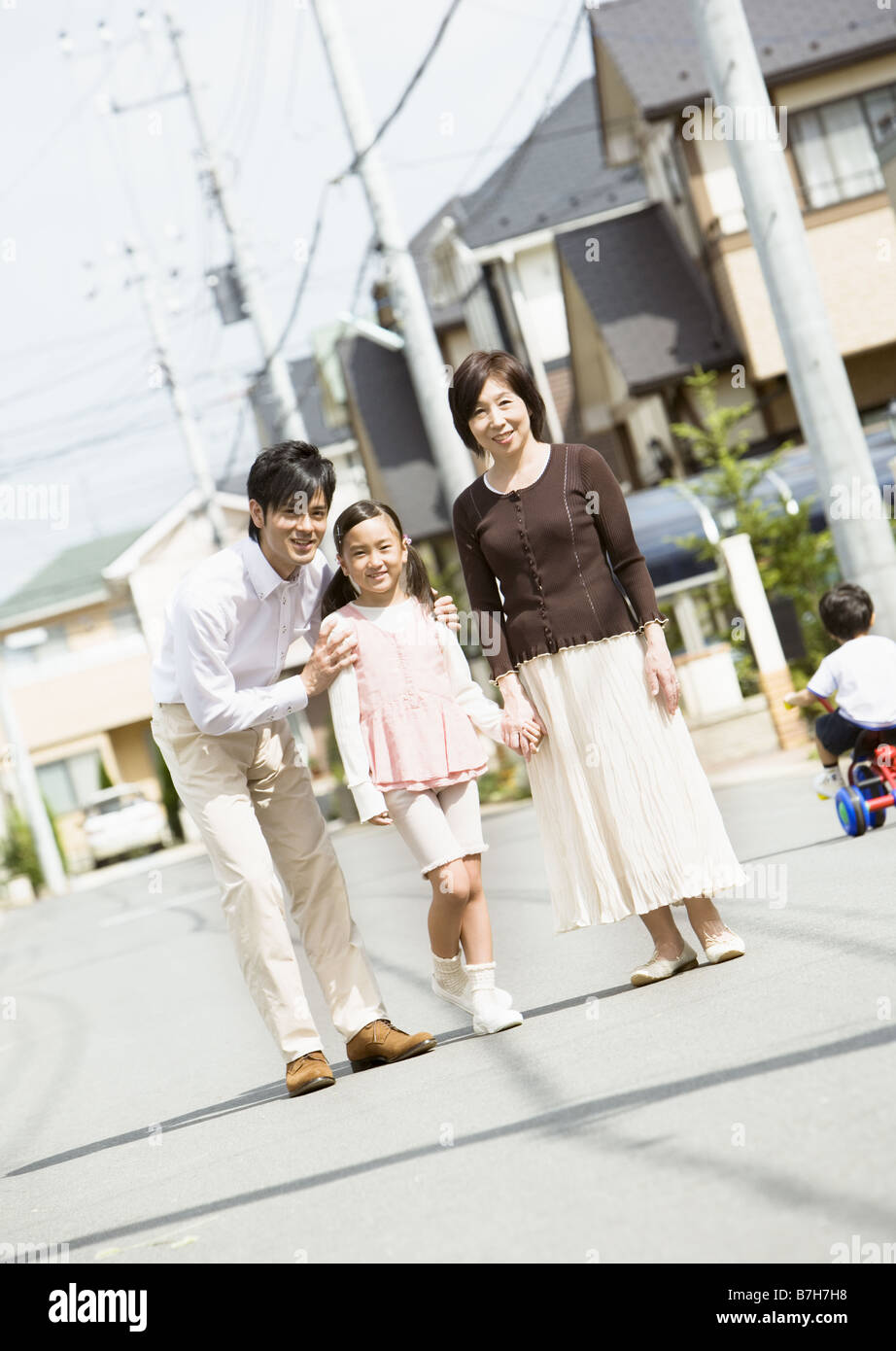 Three generation families hi-res stock photography and images - Alamy