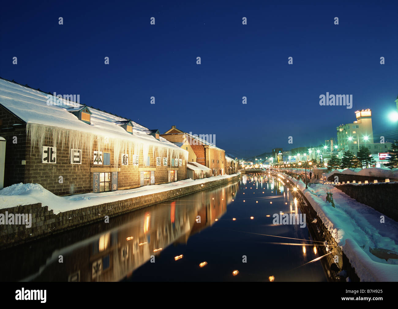 Otaru canal night view otaru hi-res stock photography and images - Alamy
