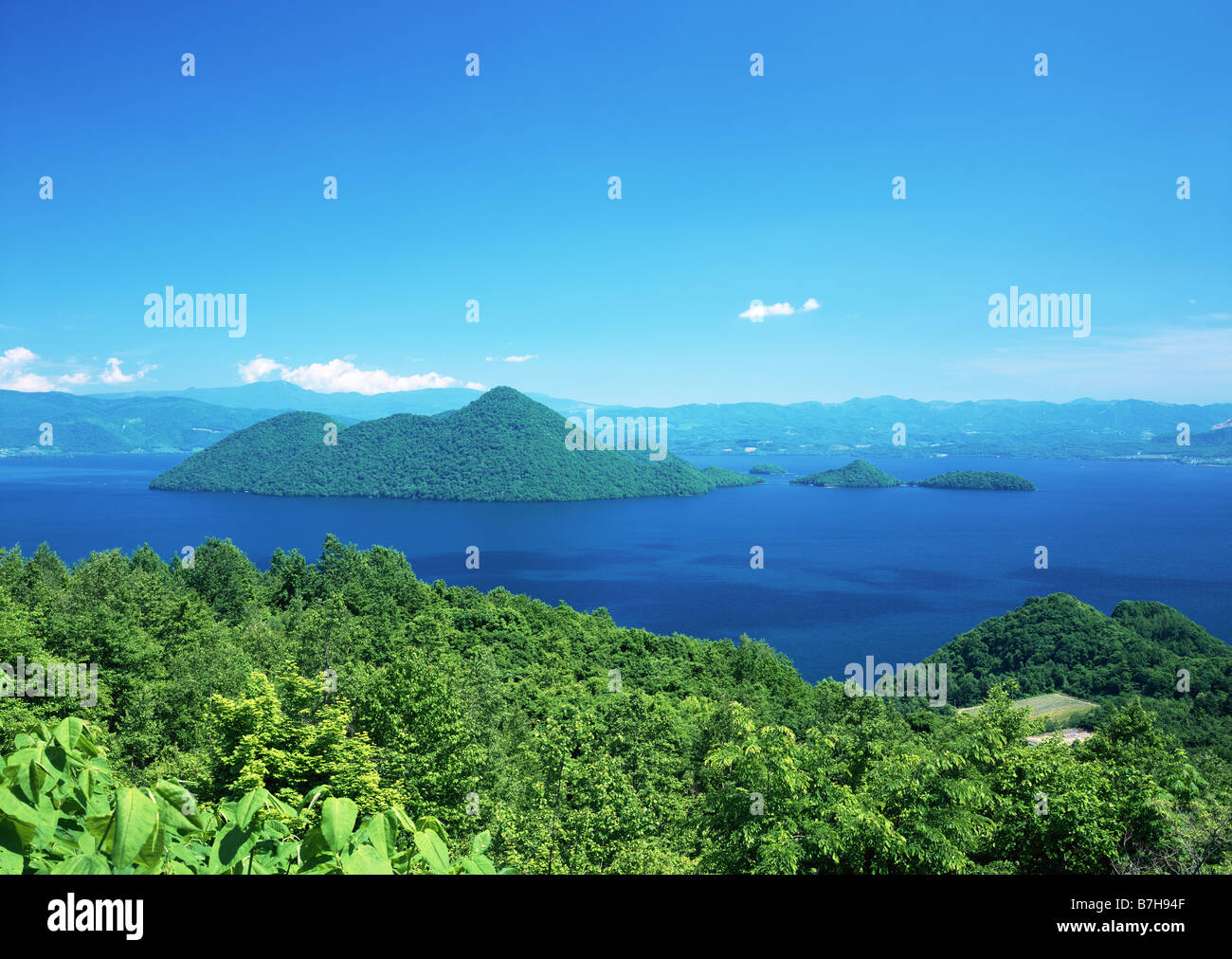 Toyako lake hi-res stock photography and images - Alamy