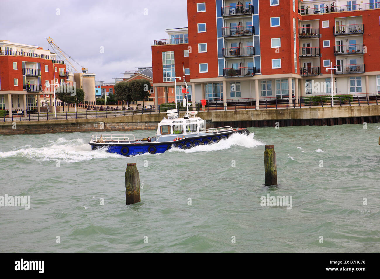 Camber quays hi-res stock photography and images - Alamy