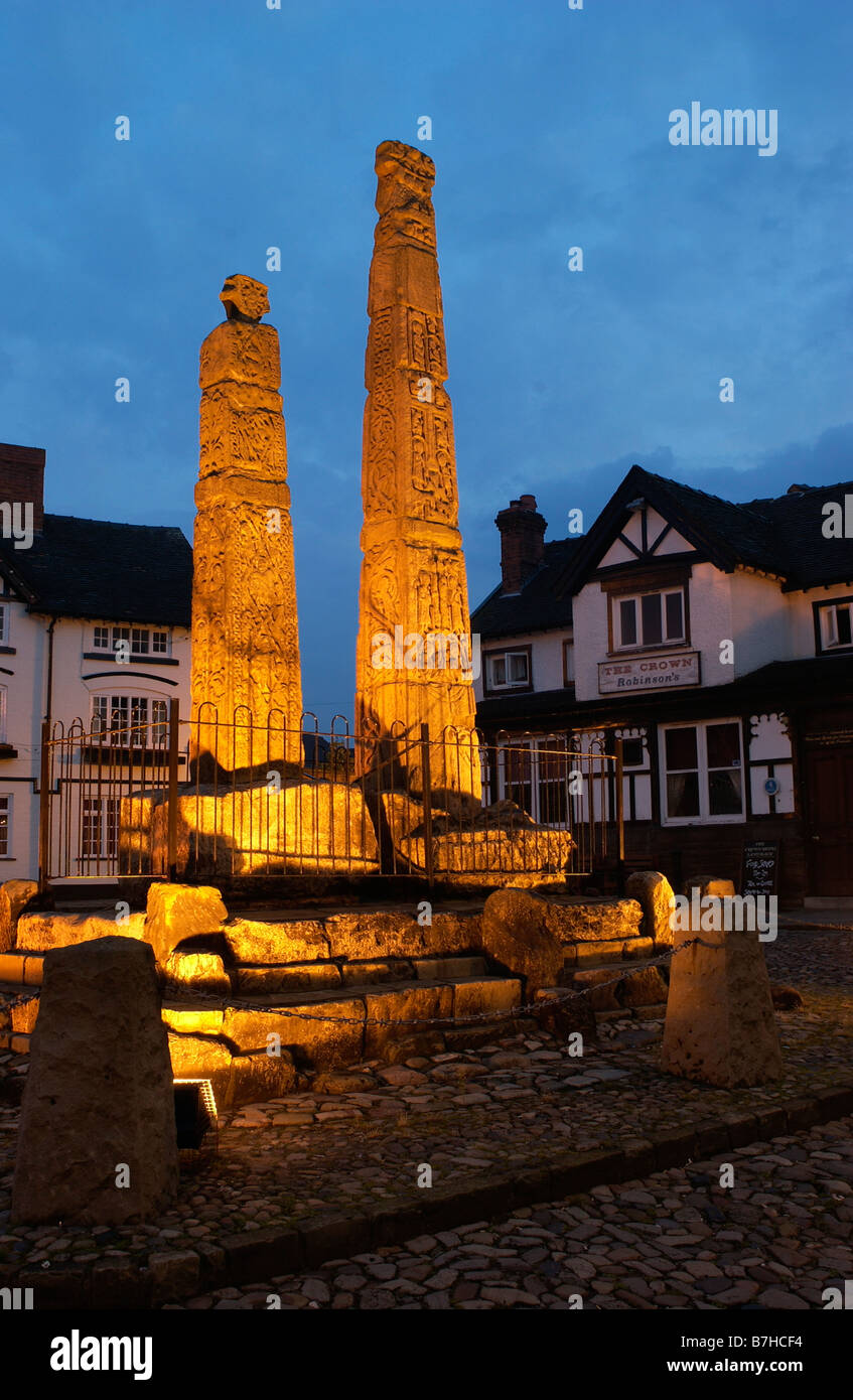 Sandbach cross hi-res stock photography and images - Alamy