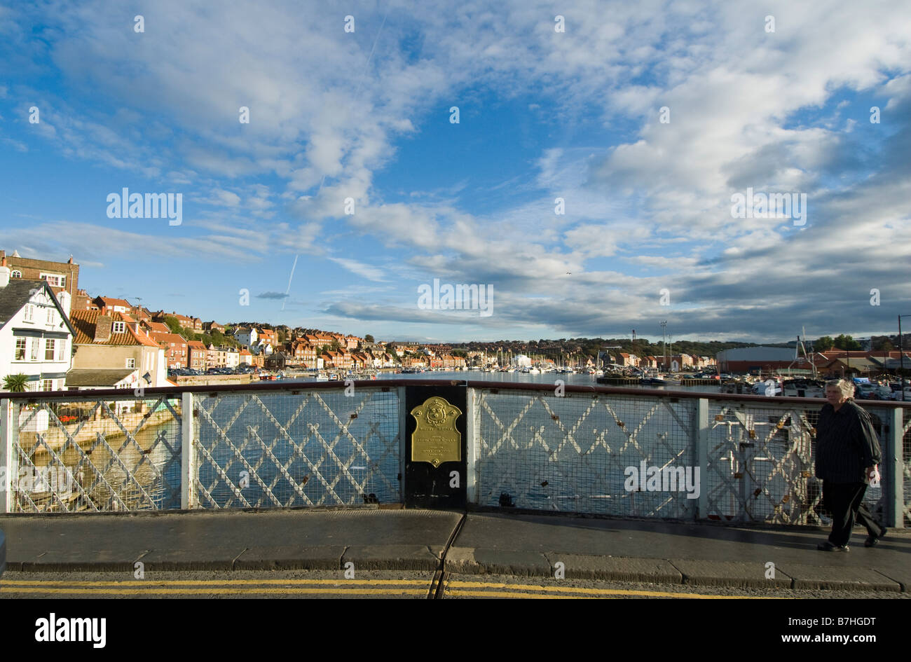 Swing bridge engineering hi-res stock photography and images - Alamy