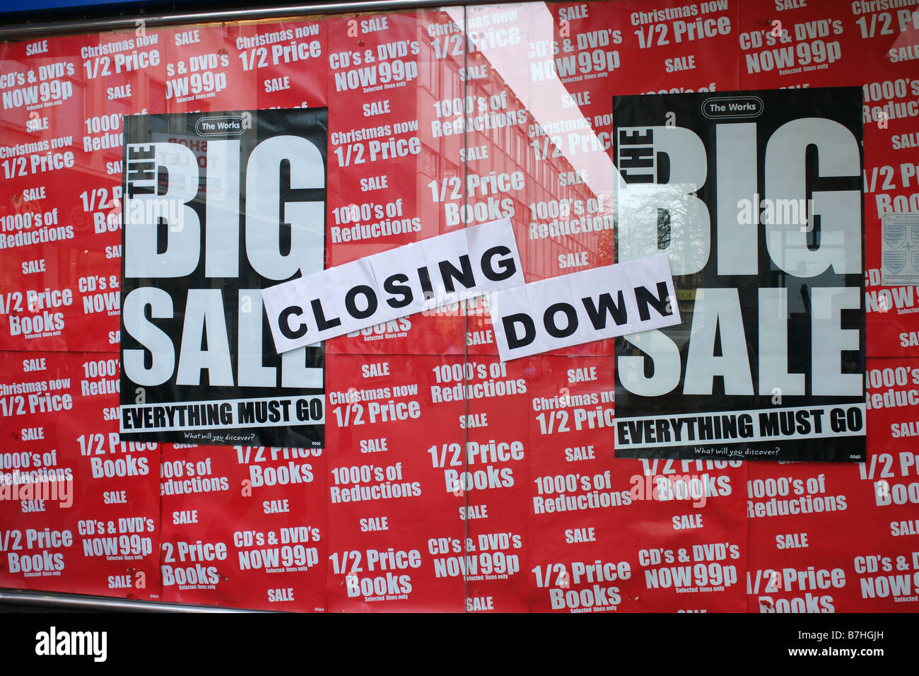 Closing down sign hi-res stock photography and images - Alamy