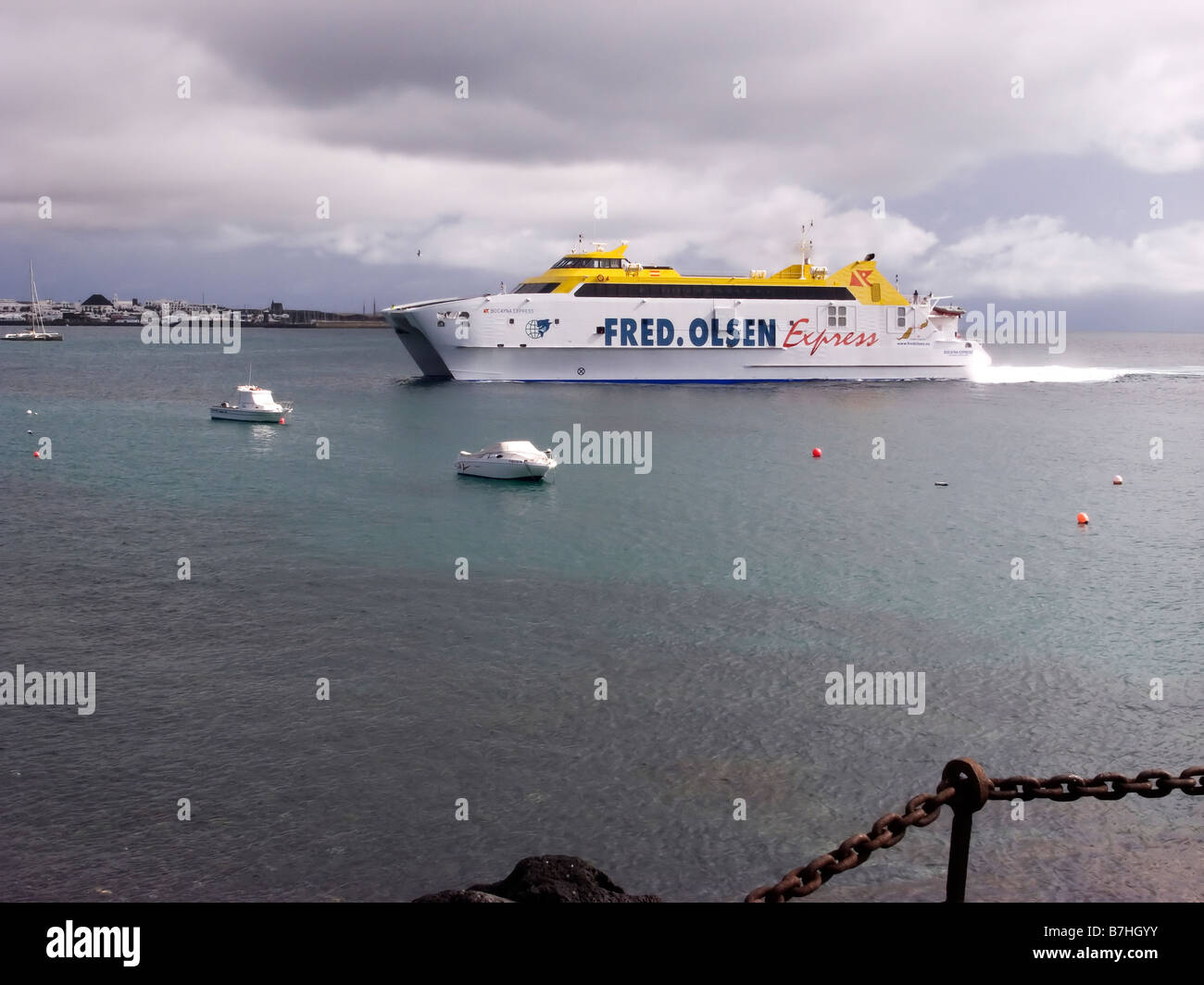 High speed car ferry "Bocayna Express" arriving at Playa Blanca ...
