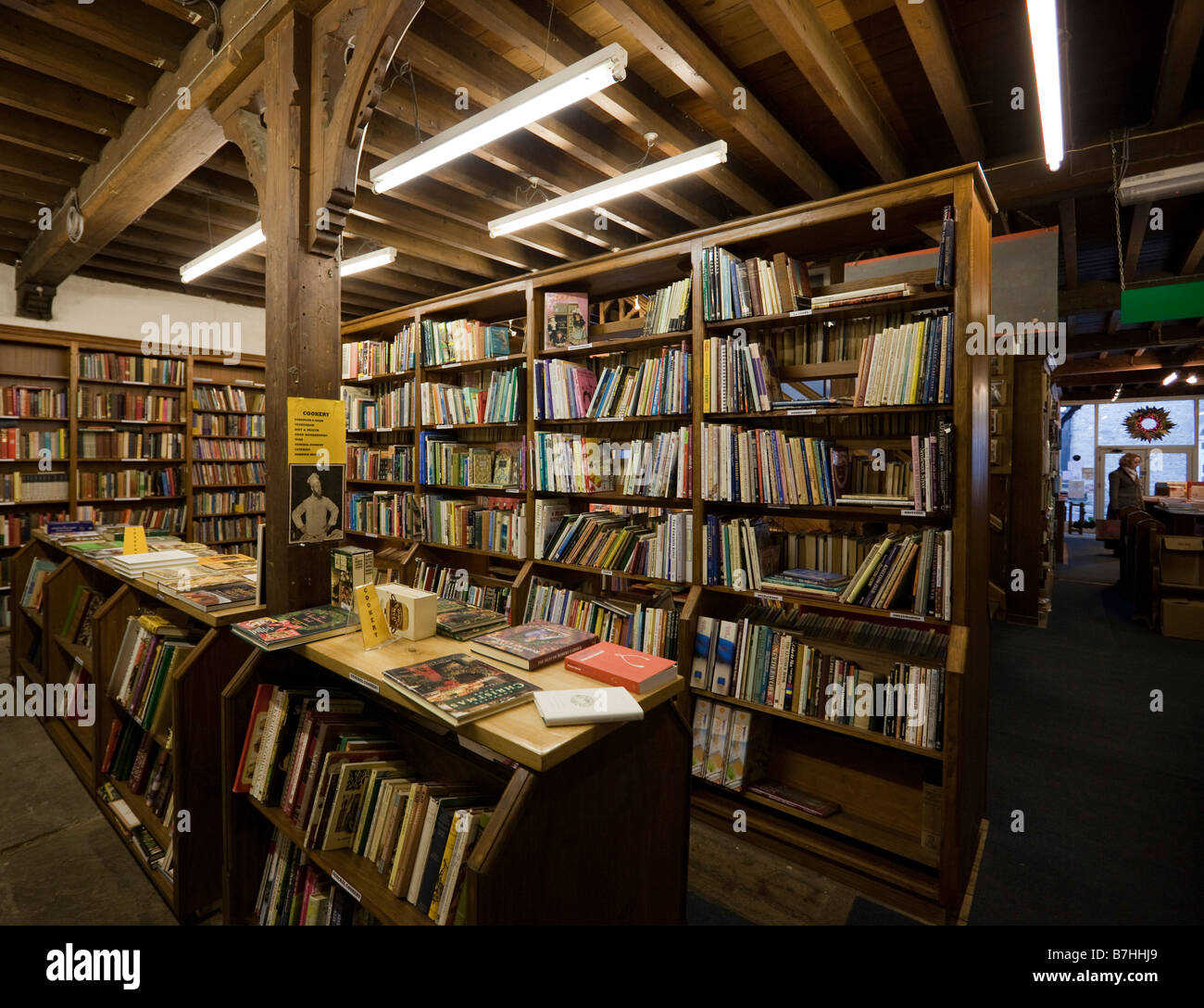 Booths store hi-res stock photography and images - Alamy