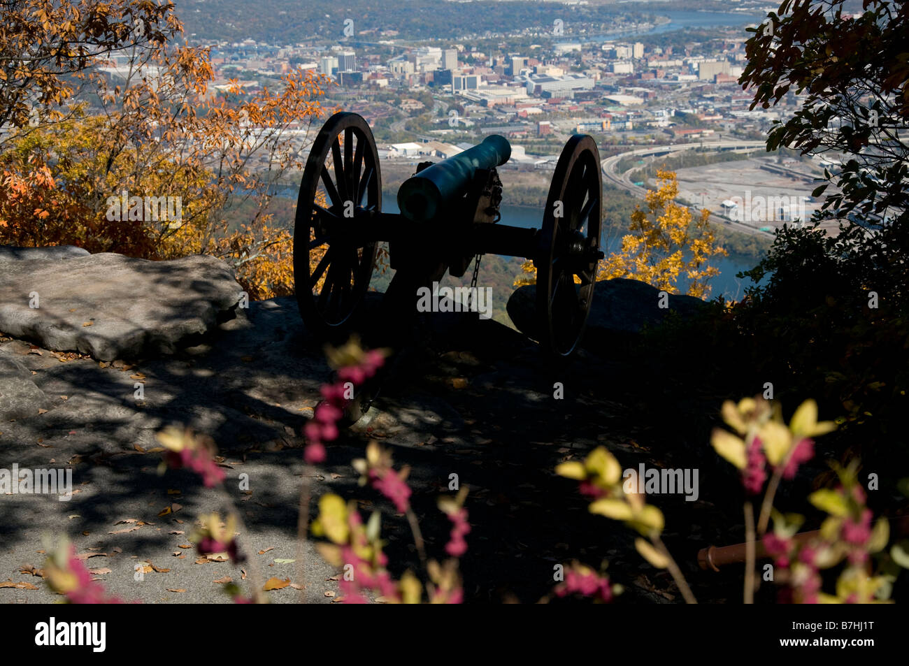 Cannon overlooking Chattanooga at Point Park Chickamauga Chattanooga ...