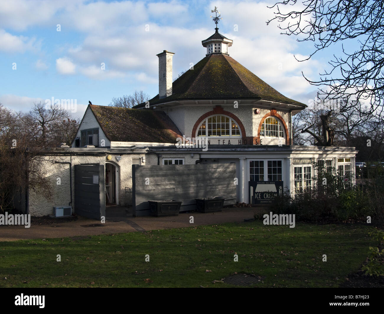 Greenwich park cafe hi-res stock photography and images - Alamy