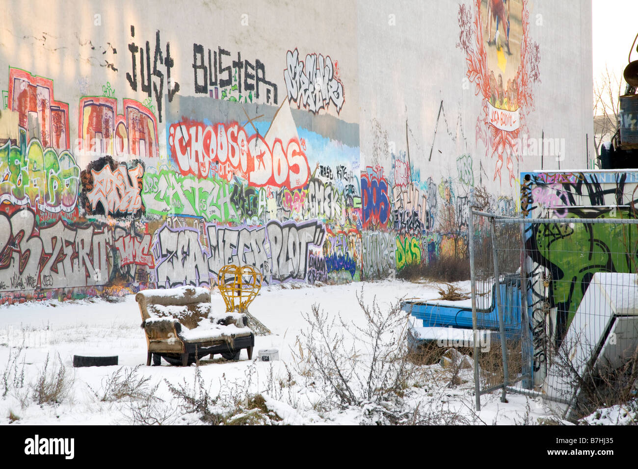 Graffiti Snow