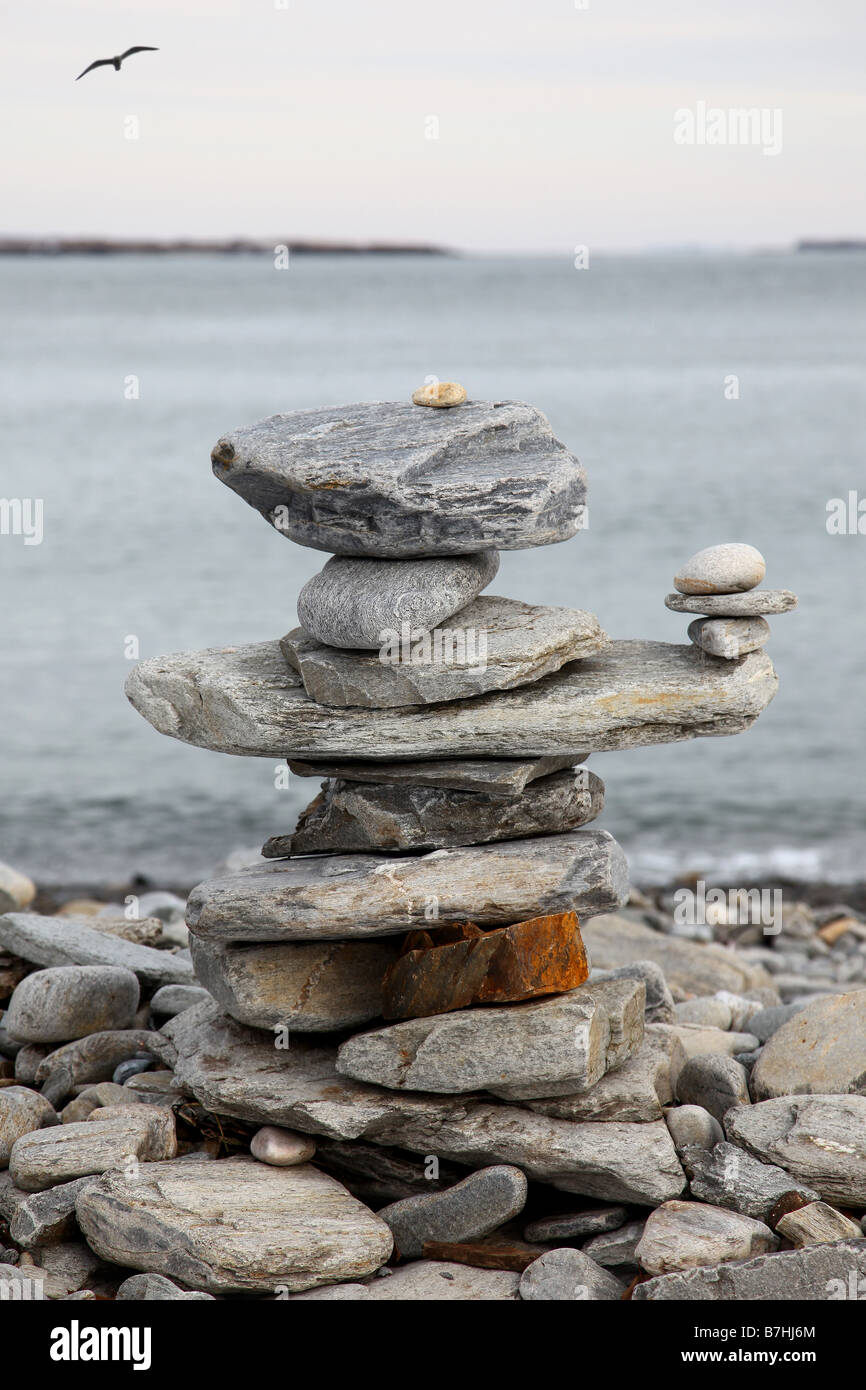 Random sculpture hi-res stock photography and images - Alamy