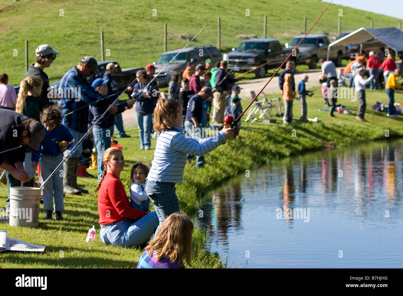Fishingpeople hi-res stock photography and images - Alamy