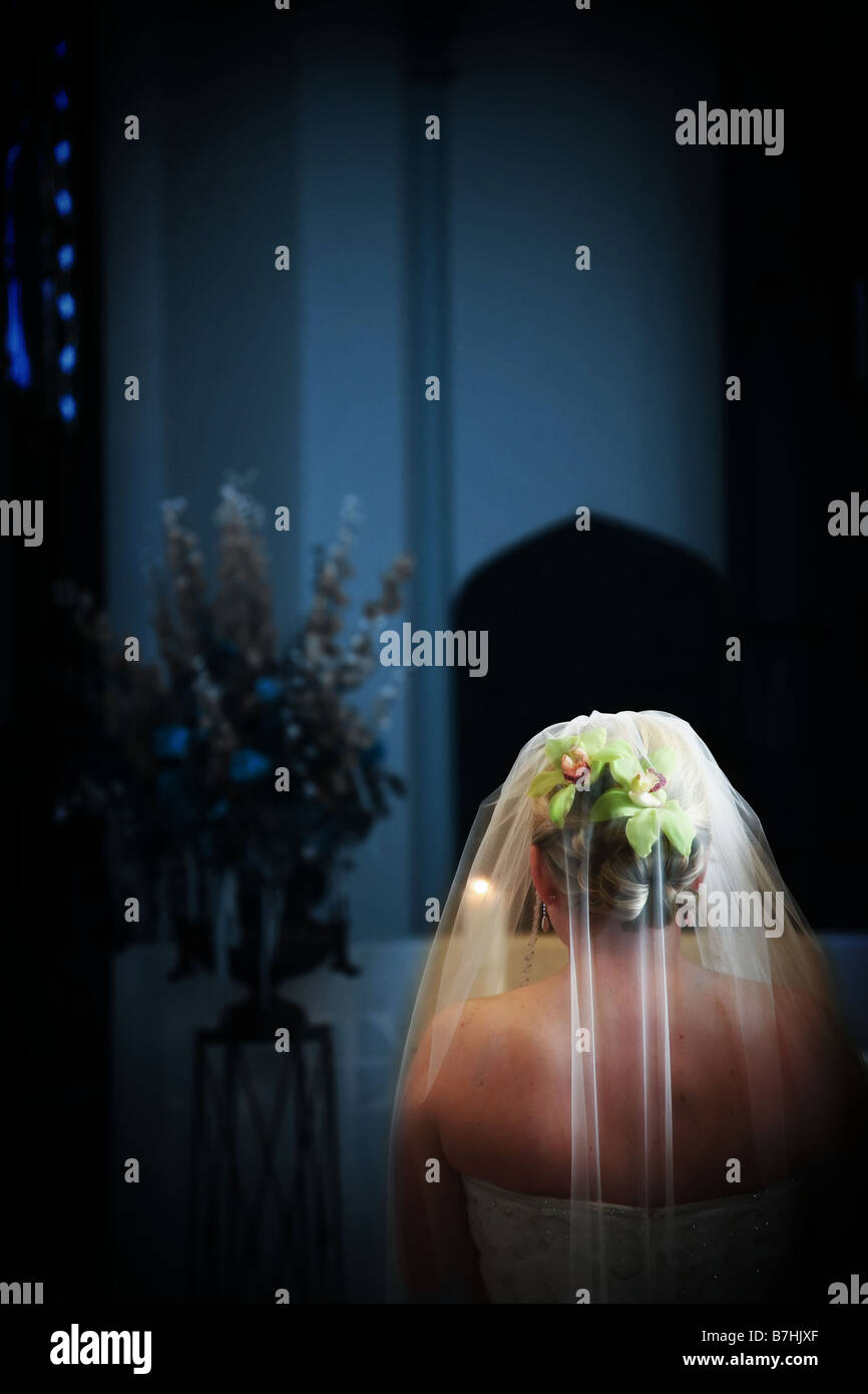 Bride at alter hi-res stock photography and images - Alamy