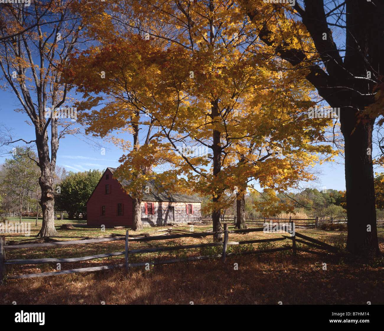 Old Farmhouse in Autumn Stock Photo - Alamy