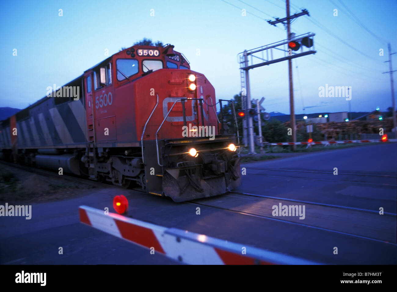 Railcrossing hi-res stock photography and images - Alamy