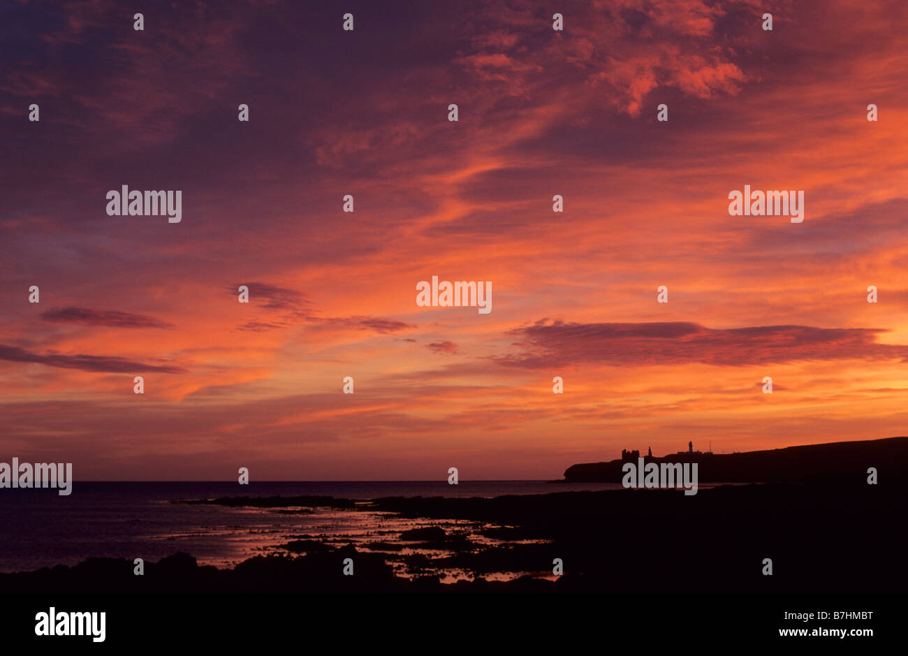 Sinclair's Bay with Sinclair and Girnigoe Castles and Noss Head ...