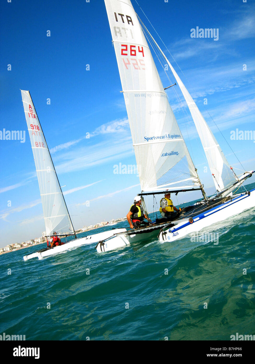 The regatta hi-res stock photography and images - Alamy