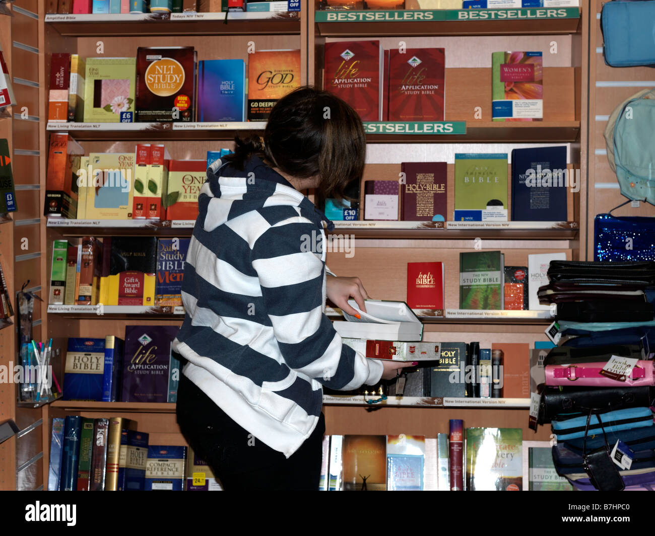 Bookshop in the united kingdom hi-res stock photography and images - Alamy