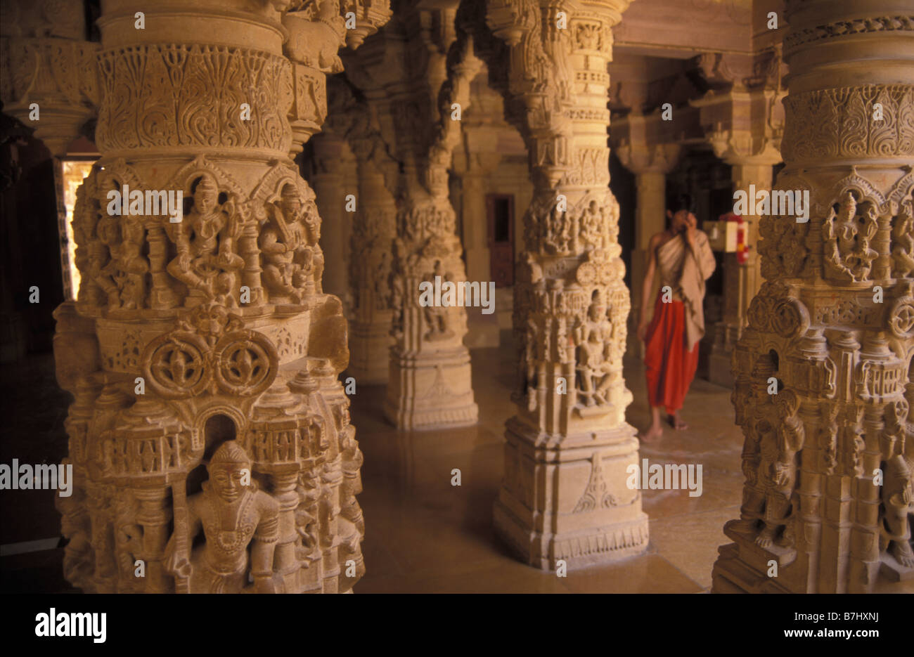 intricately carved columns Jain temple Jaisalmer Rasjasthan India Stock ...
