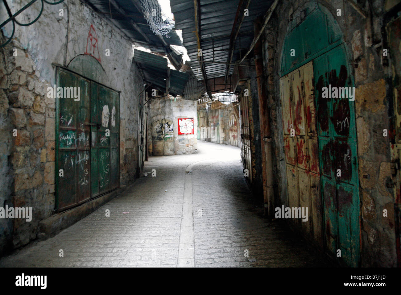 Hebron palestine al khalil old town hi-res stock photography and images ...
