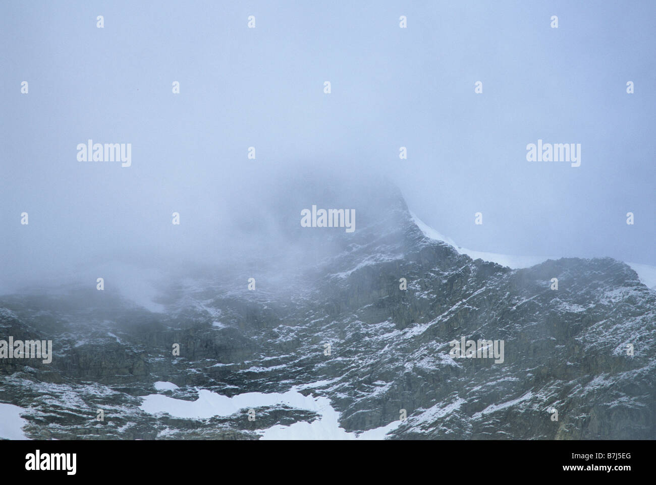 Athabasca pass jasper national park hi-res stock photography and images ...