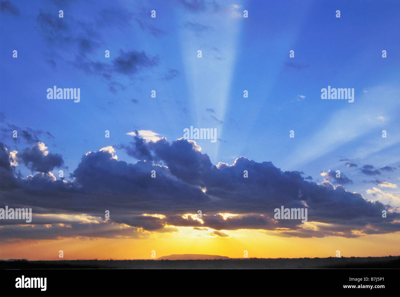 Daylight shafts hi-res stock photography and images - Alamy