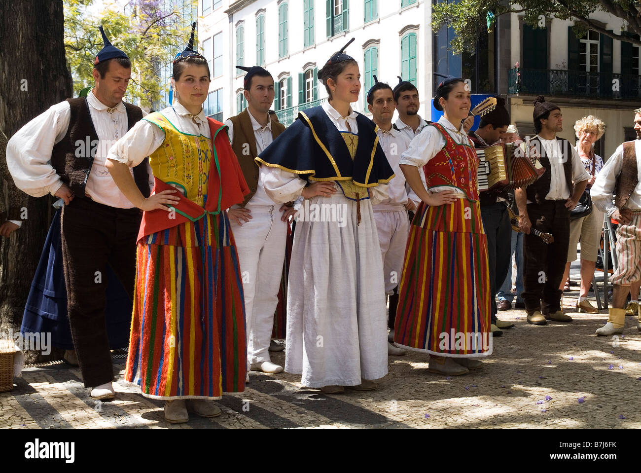 Girls traditional madeiran costume hi-res stock photography and images ...