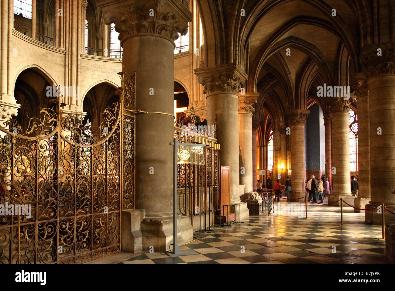 Notre dame cathedral paris interior hi-res stock photography and images ...