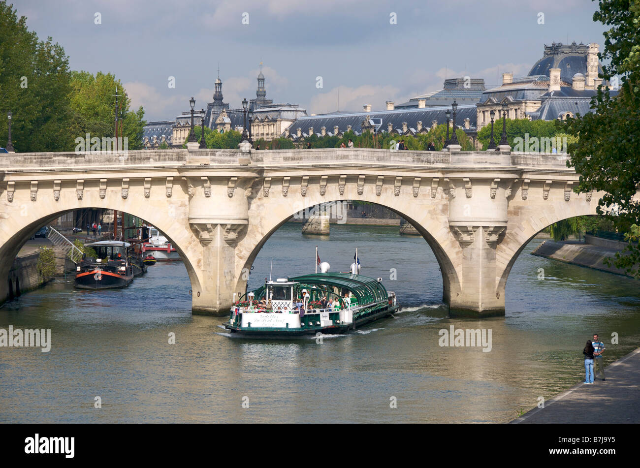 Pont Neuf Paris High Resolution Stock Photography and Images - Alamy