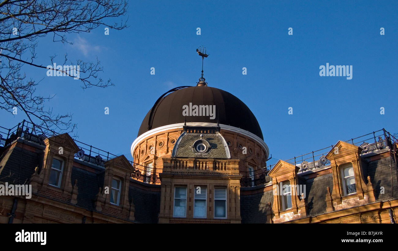 The roof of the royal observatory at greenwich hi-res stock photography ...