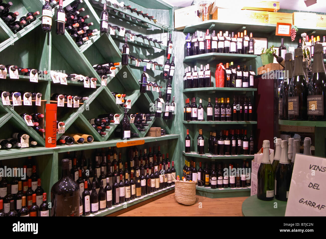 Shop sitges hi-res stock photography and images - Alamy
