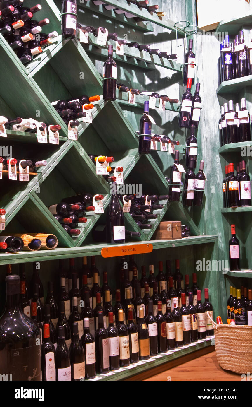 Shop sitges hi-res stock photography and images - Alamy