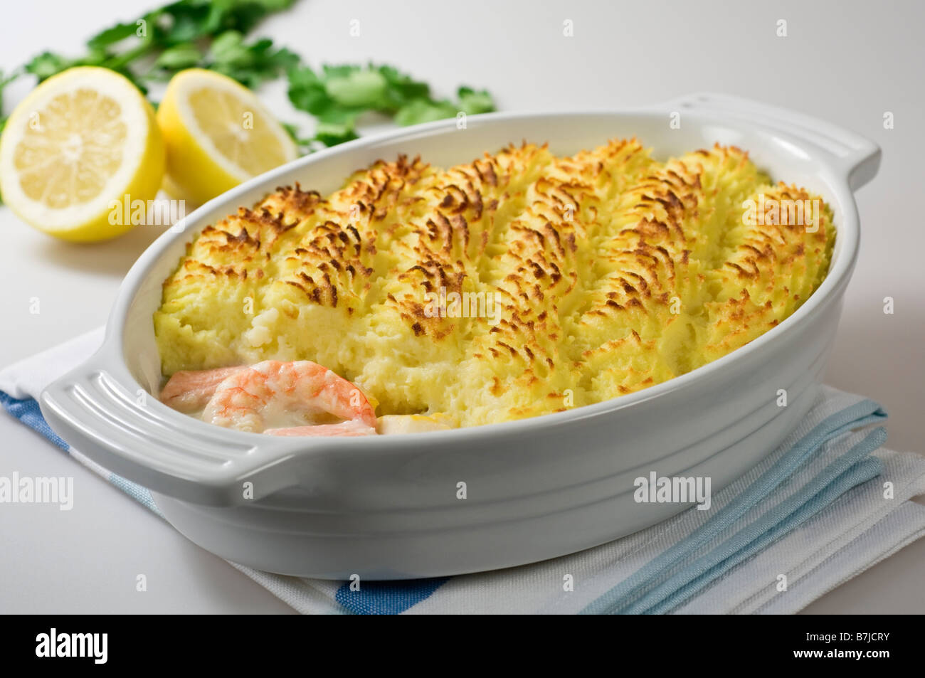 Fish pie mash seafood hi-res stock photography and images - Alamy