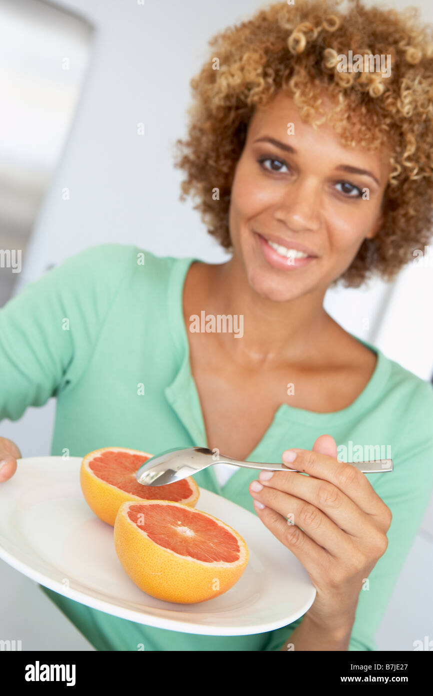 Woman healthy diet mid adult hi-res stock photography and images - Alamy