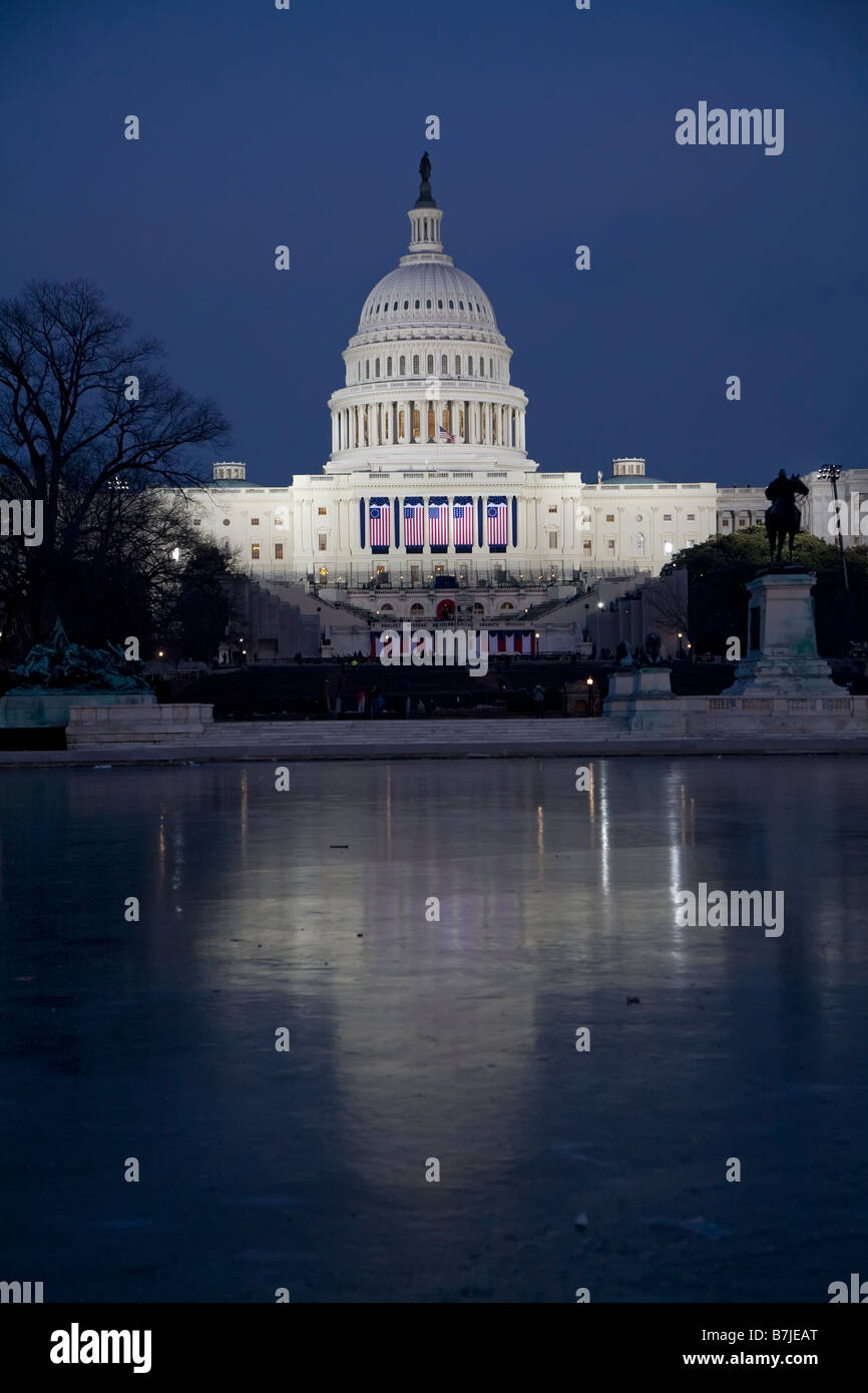 Politics pool hi-res stock photography and images - Alamy