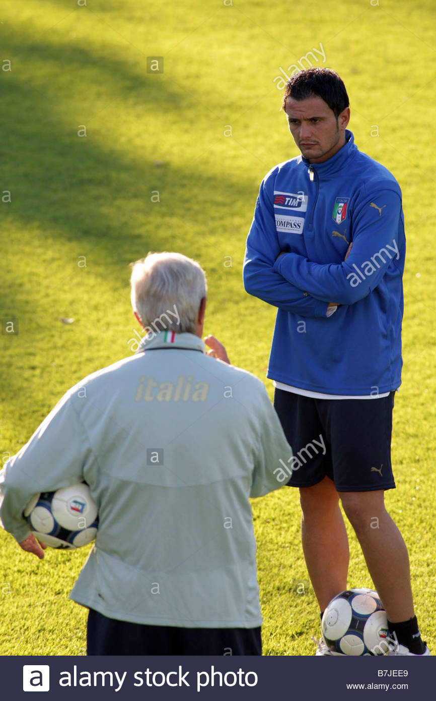 Simone Pepe High Resolution Stock Photography and Images - Alamy