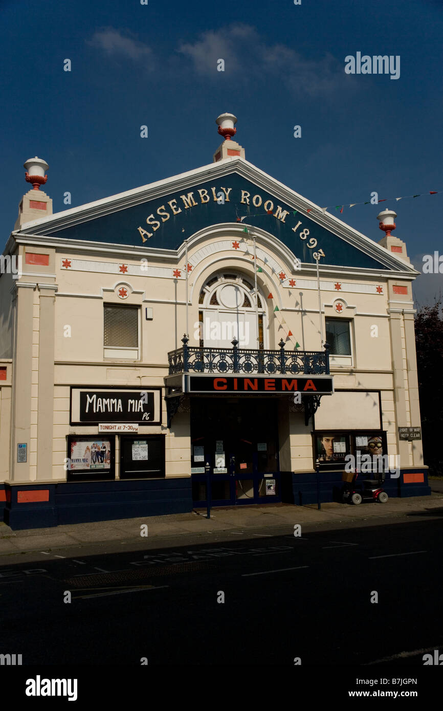 Cinema conversion hi-res stock photography and images - Alamy