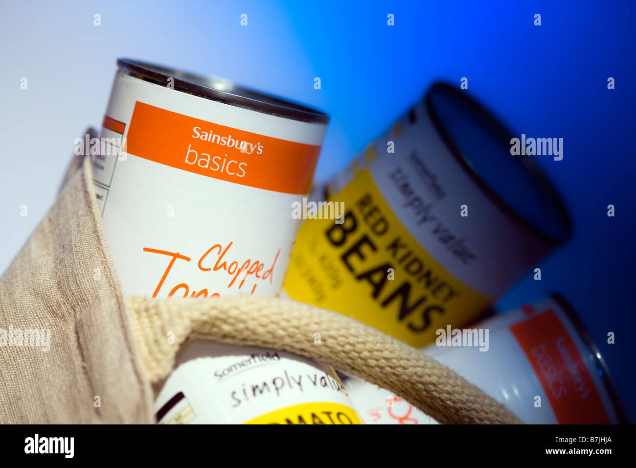 Low value range food supermarket hi-res stock photography and images ...