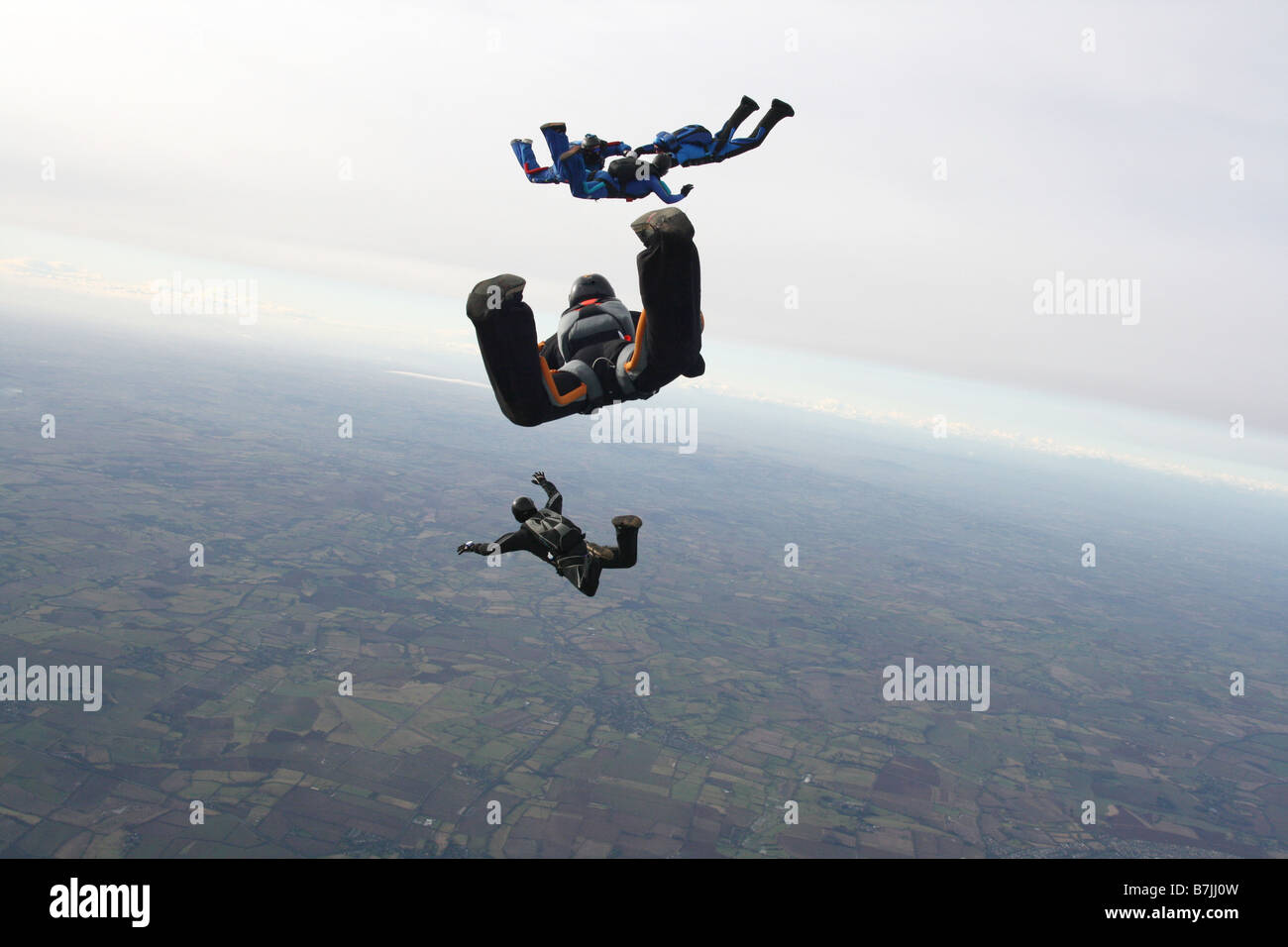 Skydivers hi-res stock photography and images - Alamy