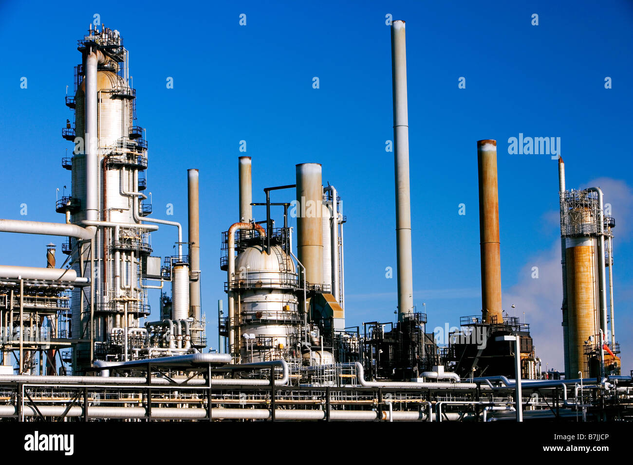 Pipelines alberta hi-res stock photography and images - Alamy