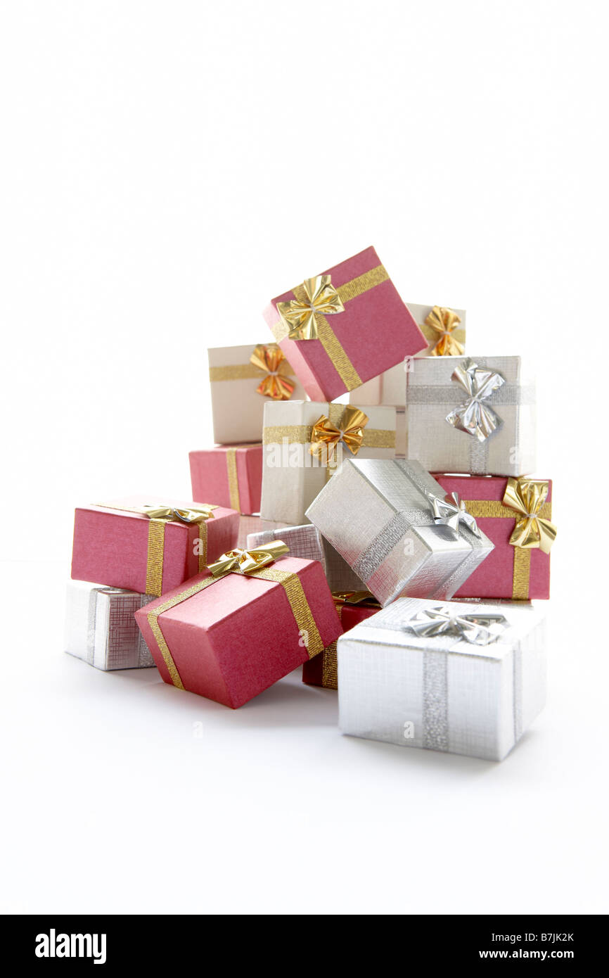 Christmas wrapping pile hi-res stock photography and images - Alamy