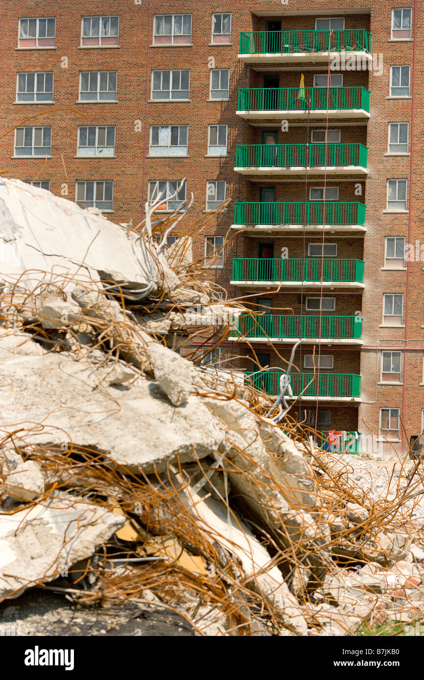 Demolition sequence hi-res stock photography and images - Alamy