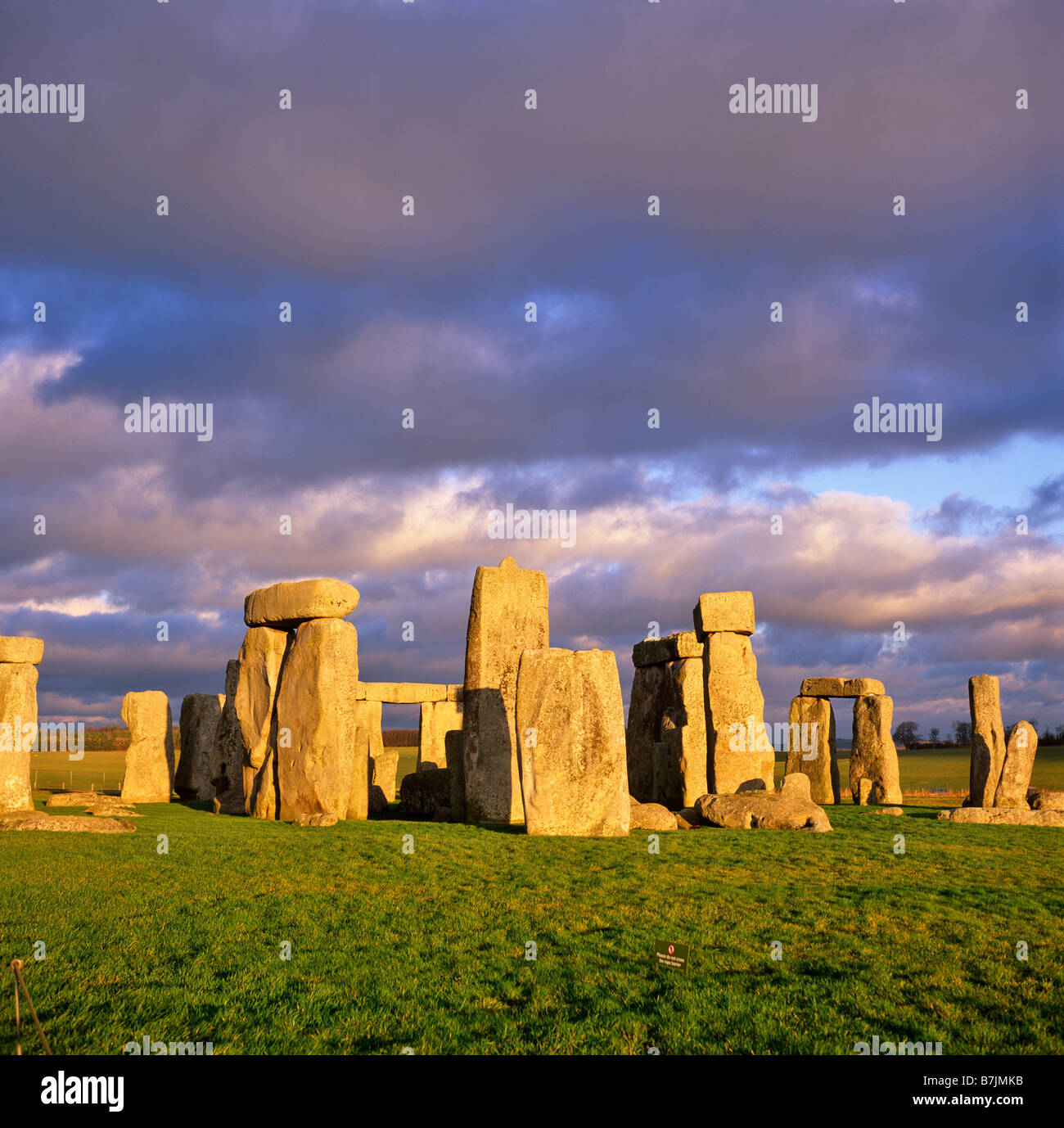 Stonehenge calendar hi-res stock photography and images - Alamy