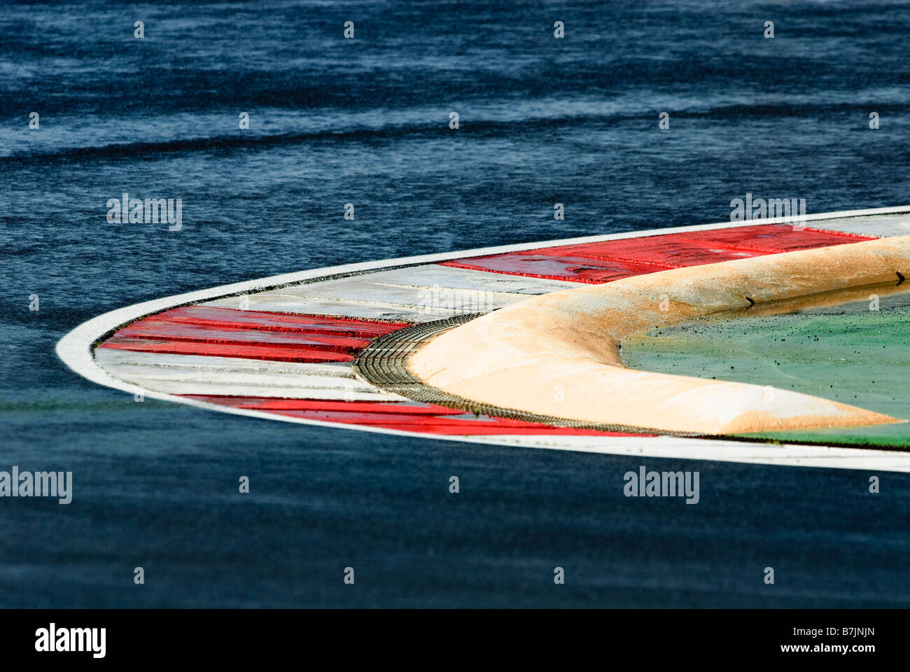 Race track curve hi-res stock photography and images - Alamy