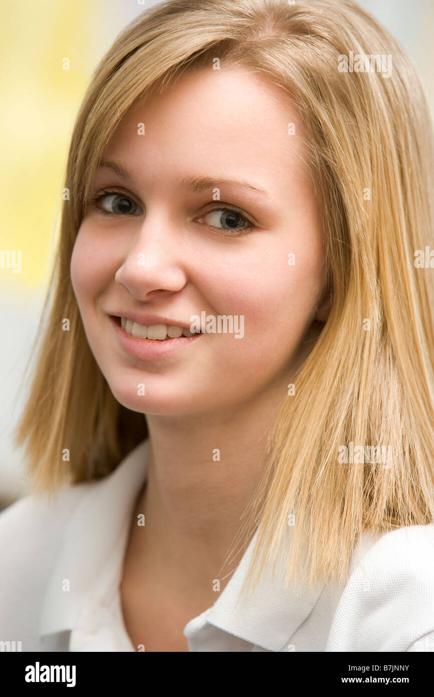 16 year old girl headshot hi-res stock photography and images - Alamy
