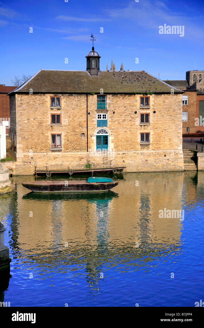 Peterborough customs house hi-res stock photography and images - Alamy