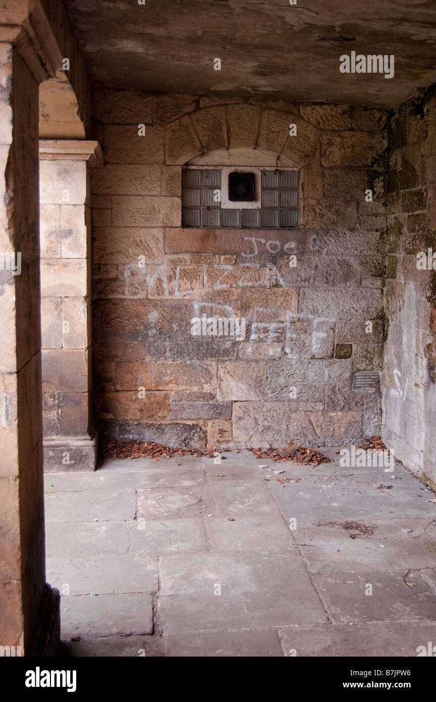 Graffiti stone hi-res stock photography and images - Alamy