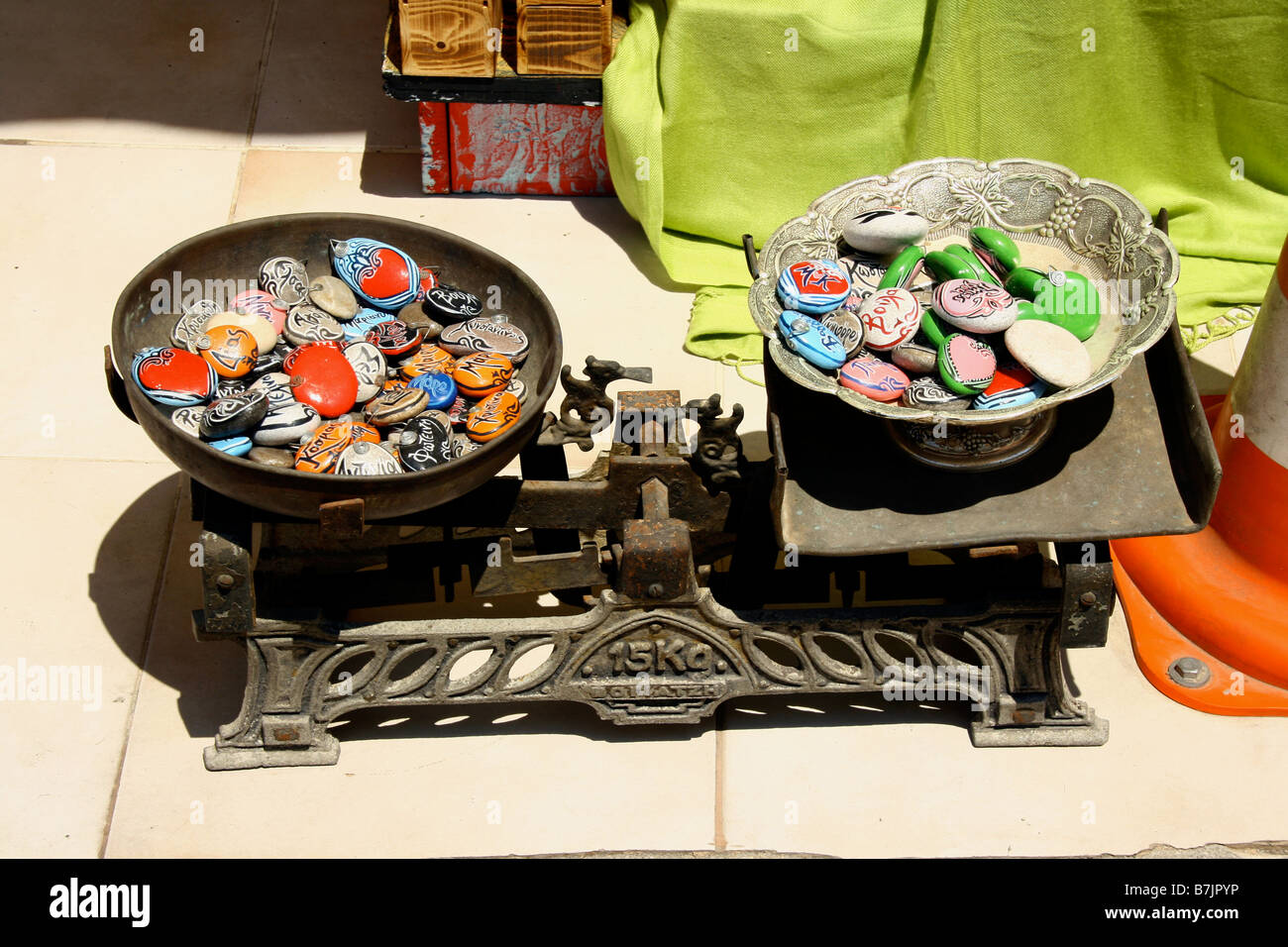 Roberval balance weighing scale Stock Photo - Alamy