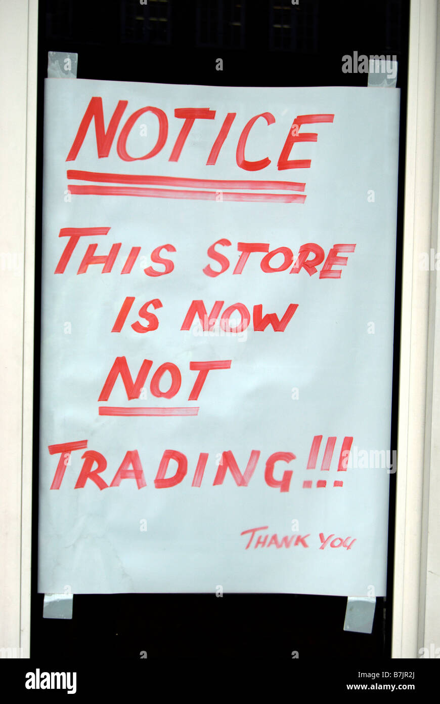 Store Closed Notice High Resolution Stock Photography and Images - Alamy