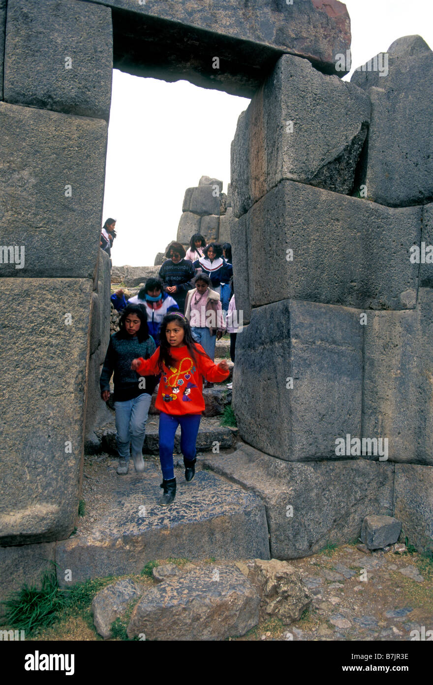 Peruvian children, Peruvian girls, girls, students, student field trip ...