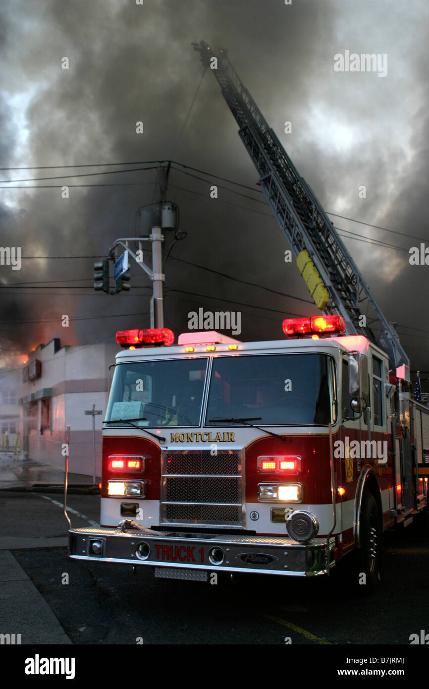 Fireground emergency response team hi-res stock photography and images ...
